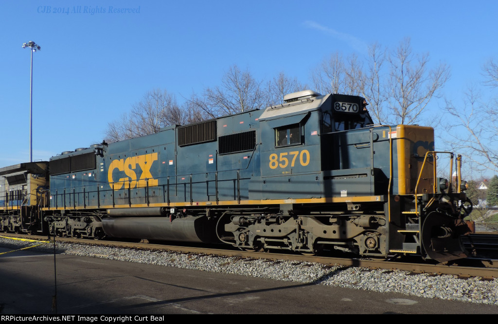 CSX 8570 (2)